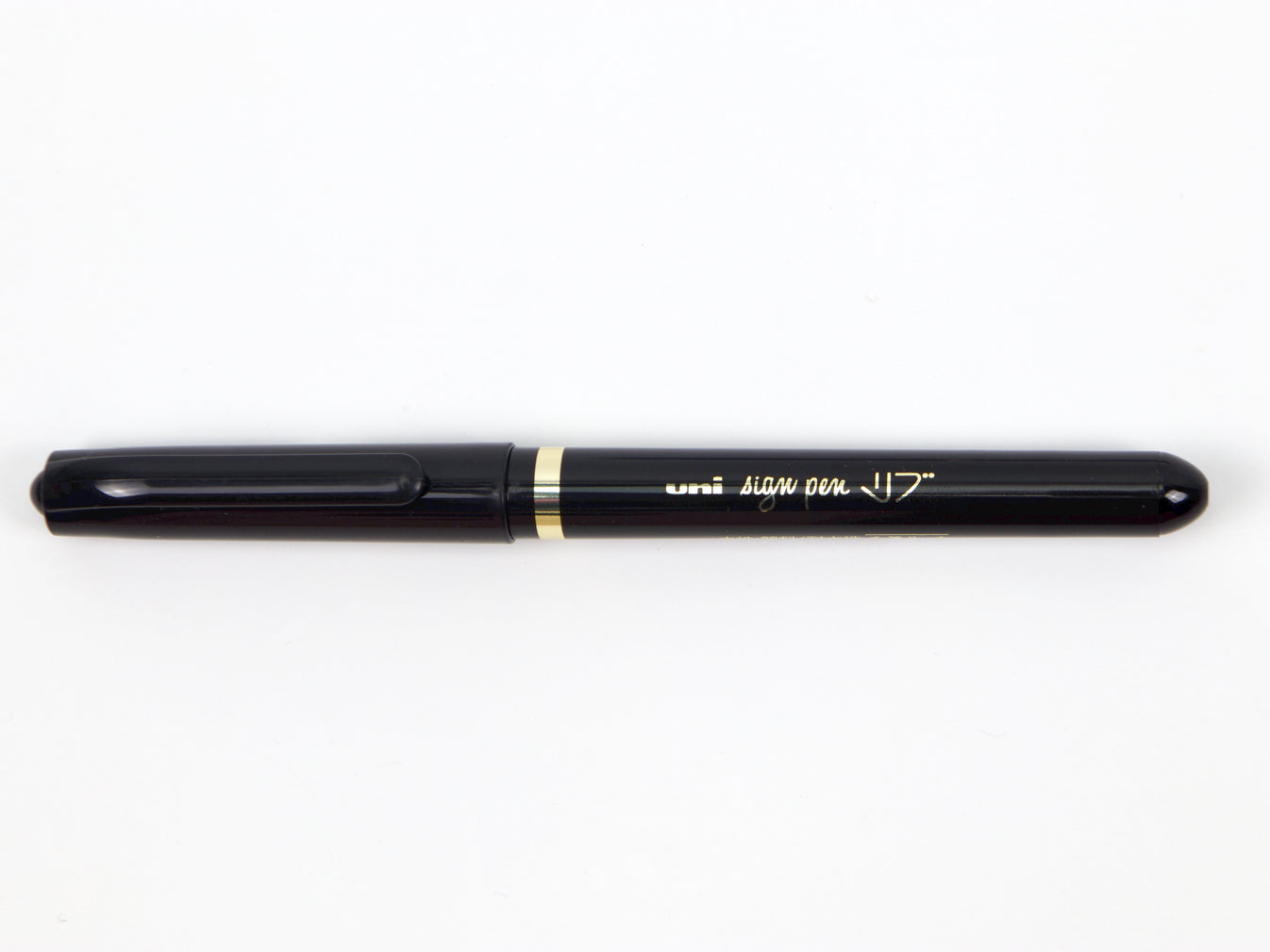 Uni Sign Pen - Tokyo Pen Shop